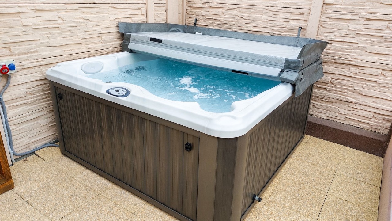 Ako vybrať vírivku a čo pred jej kúpou treba zvážiť? - Tvojdomazahrada.sk